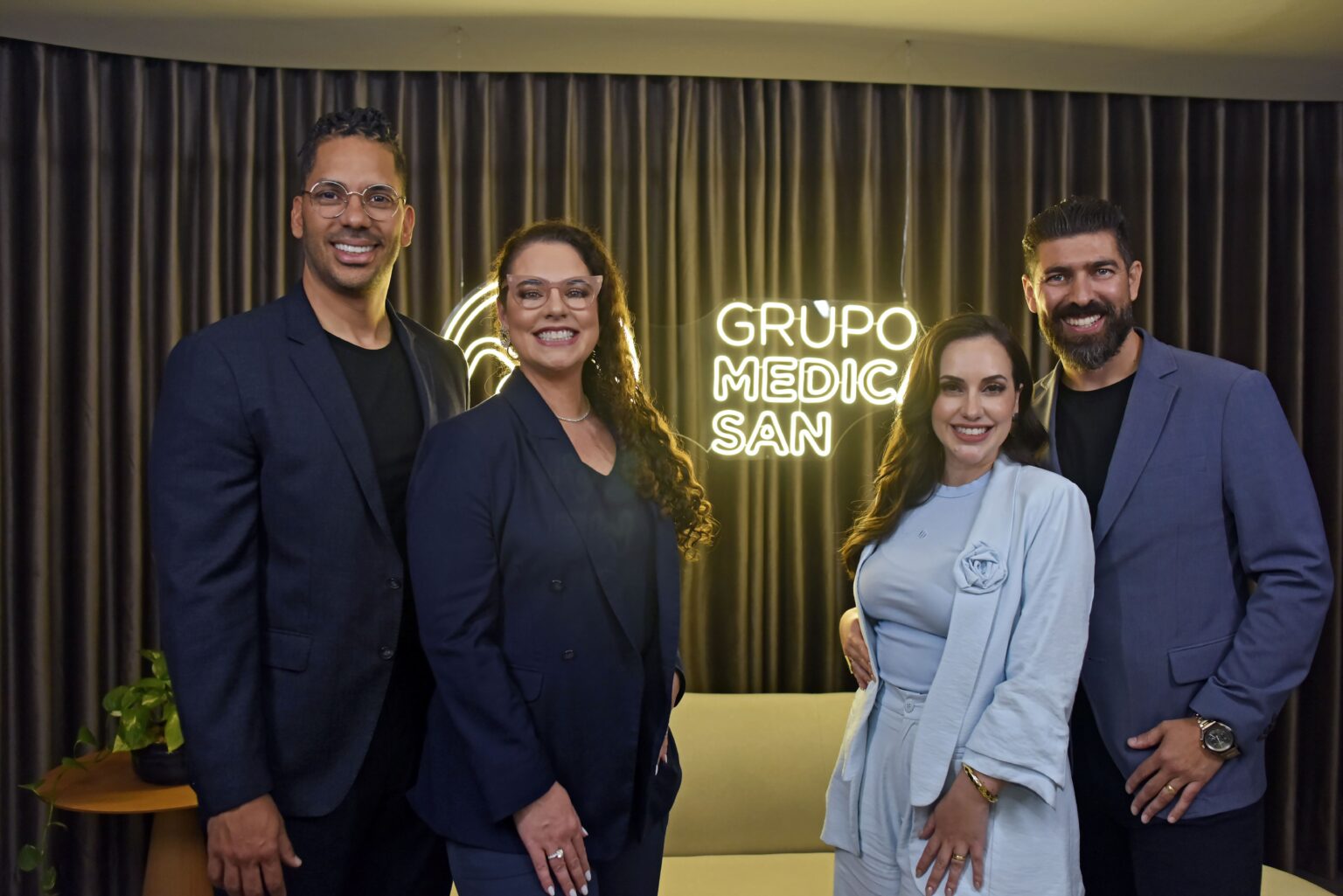 Joel Jota e Larissa Cieslak são os novos Embaixadores Business da ...